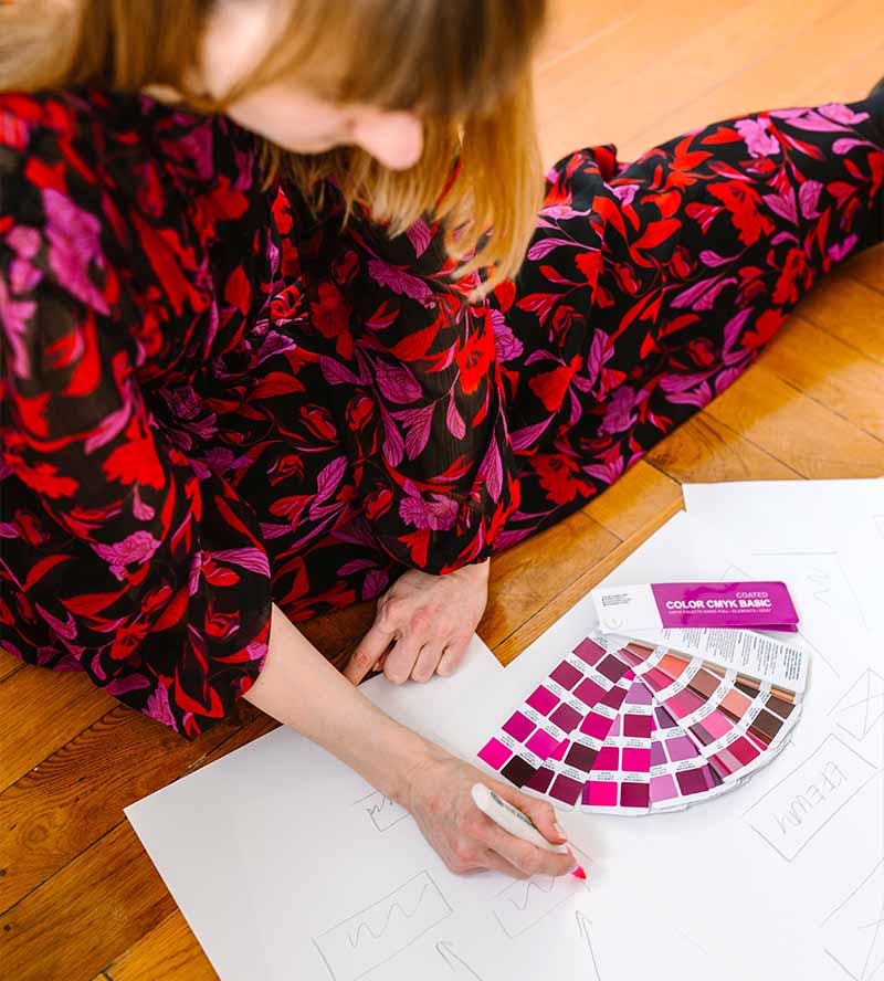 Kolory w projektowaniu — jak dobierać je do grafiki — Weronika Wolska Kolory w projektowaniu — jak dobierać je do grafiki — Weronika Wolska